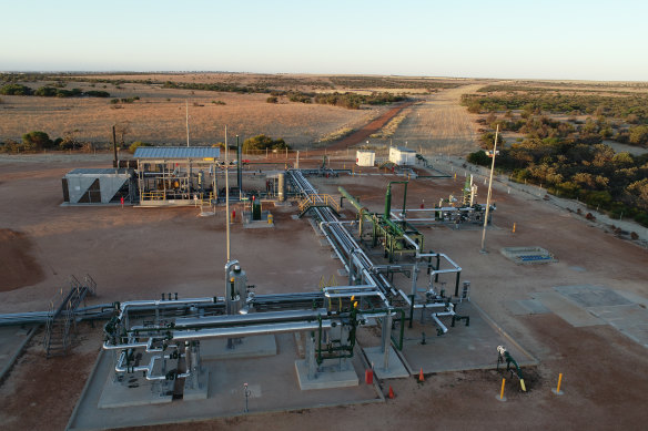 Wesfarmers and Mitsui look at $1 billion-plus WA low-carbon ammonia export
