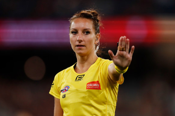 AFL 2023: Sacked female umpire pioneer Libby Toovey takes AFL to Fair Work