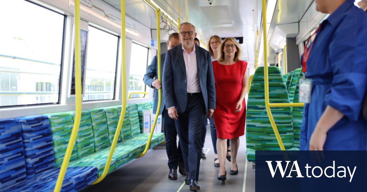 Ellenbrook line opens 16 years after it was first promised