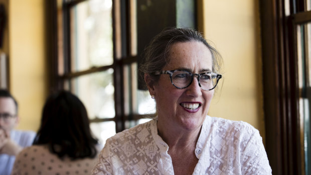 Fiona Inglis, Andrew McGahan, Tom Keneally, Andy Griffiths, Liane ...