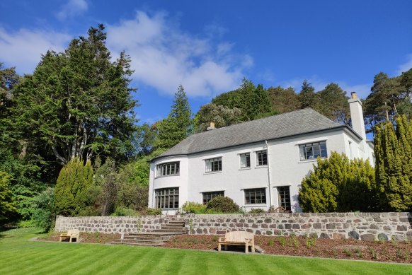 Visiting Scotland’s Inverewe Garden: Why this wonderland dubbed ...