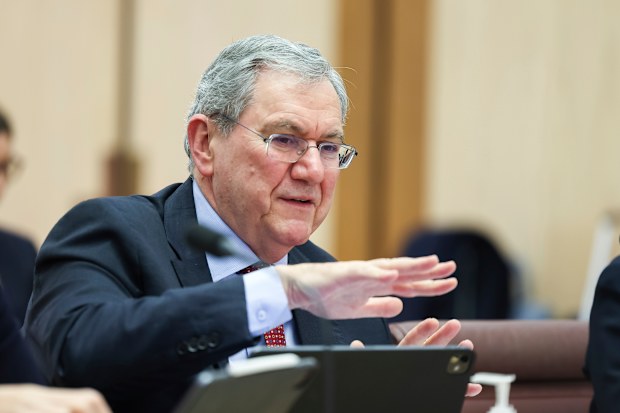 First Guardian Master Fund collapse: ASIC probes social media loophole ...