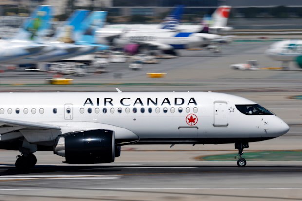 Air Canada pilot flew passengers for years with a fake pilot’s license ...
