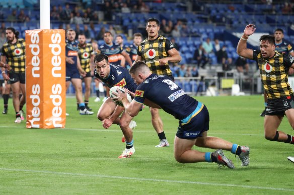 Beau Fermor ruptures ACL in huge Gold Coast Titans blow