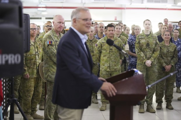 Scott Morrison goes on military recruitment drive amid China threat