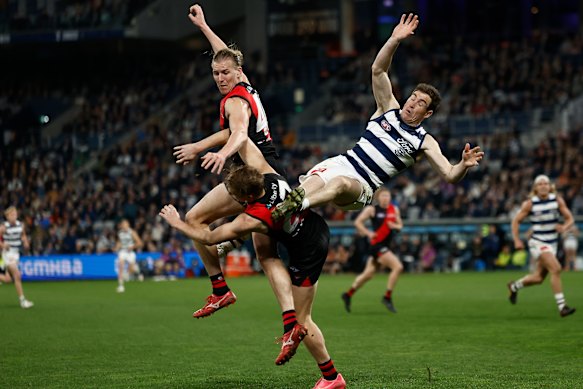 Geelong Cats vs Essendon Bombers: Follow AFL round 22 scores, results ...