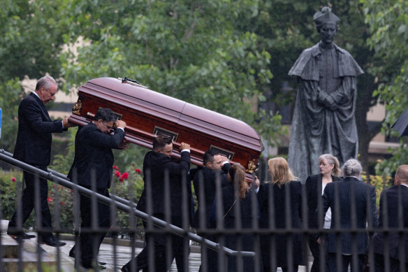 Franco Cozzo: Momentum gathers for plan to honour furniture king in ...