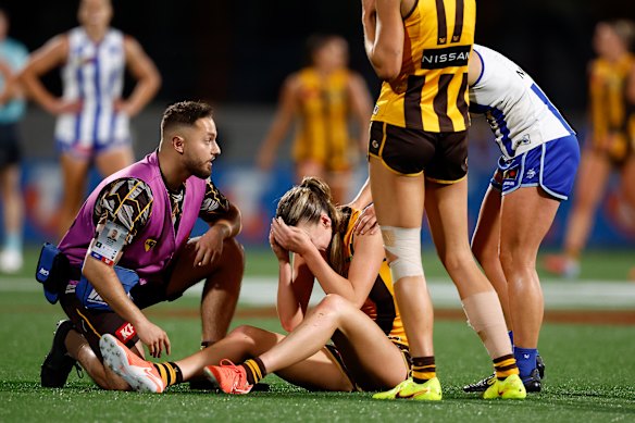 North Melbourne Kangaroos vs Hawthorn Hawks: Follow AFLW finals week 1 ...