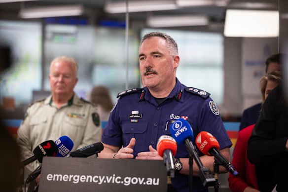 Victoria bushfires LIVE: State swelters under worst conditions since ...