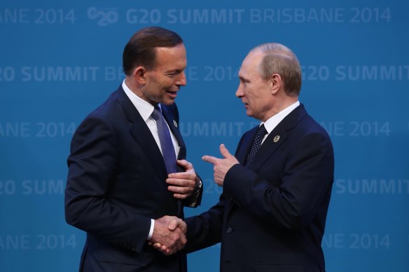 Ukraine-Russia war: Tony Abbott backs case for special intake of refugees
