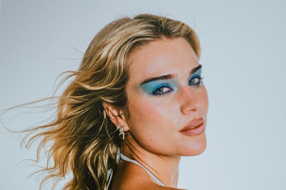 Elise Hodder death: Young model’s family suffer a life sentence as ...