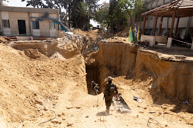 Israel-Hamas: Israel reveals tunnel under Gaza hospital, retrieves body ...