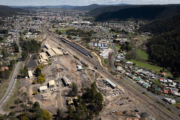 Lithgow locomotive railway workshop: Town wants government backing for ...