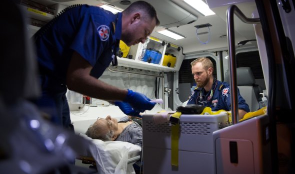 NSW paramedics to place own safety first and avoid unsafe situations