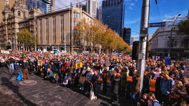 Climate protest Melbourne: Thousands of protesters to bring CBD to ...