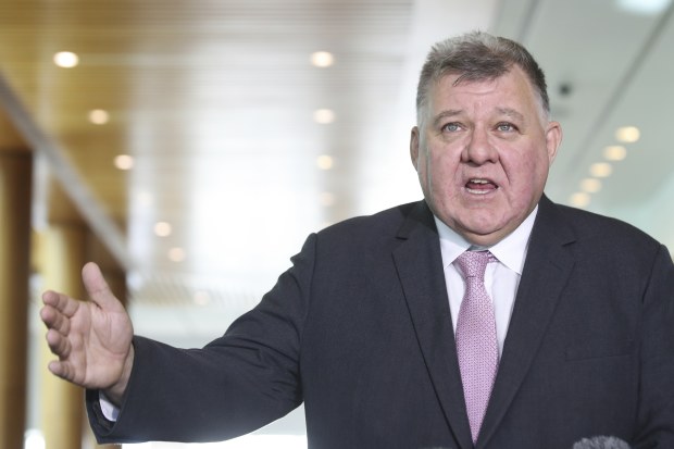 Craig Kelly dumped by Facebook, cries ‘censorship’