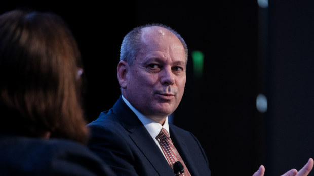 WBC shares: Westpac CEO Peter King indicates banks will follow CBA on ...