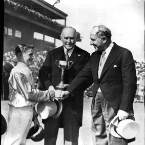 From the Archives, 1948: Controversy over first Melbourne Cup photo finish