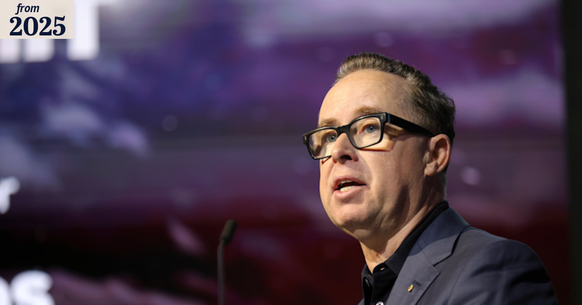 Alan Joyce pockets $3.8m in Qantas shares in final pay packet from airline