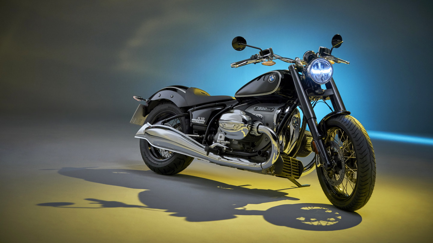 BMW R18 review: This motorcycle is a work of art