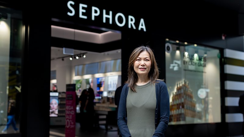 Sephora challenges Mecca for Australian beauty market share | News Minimalist