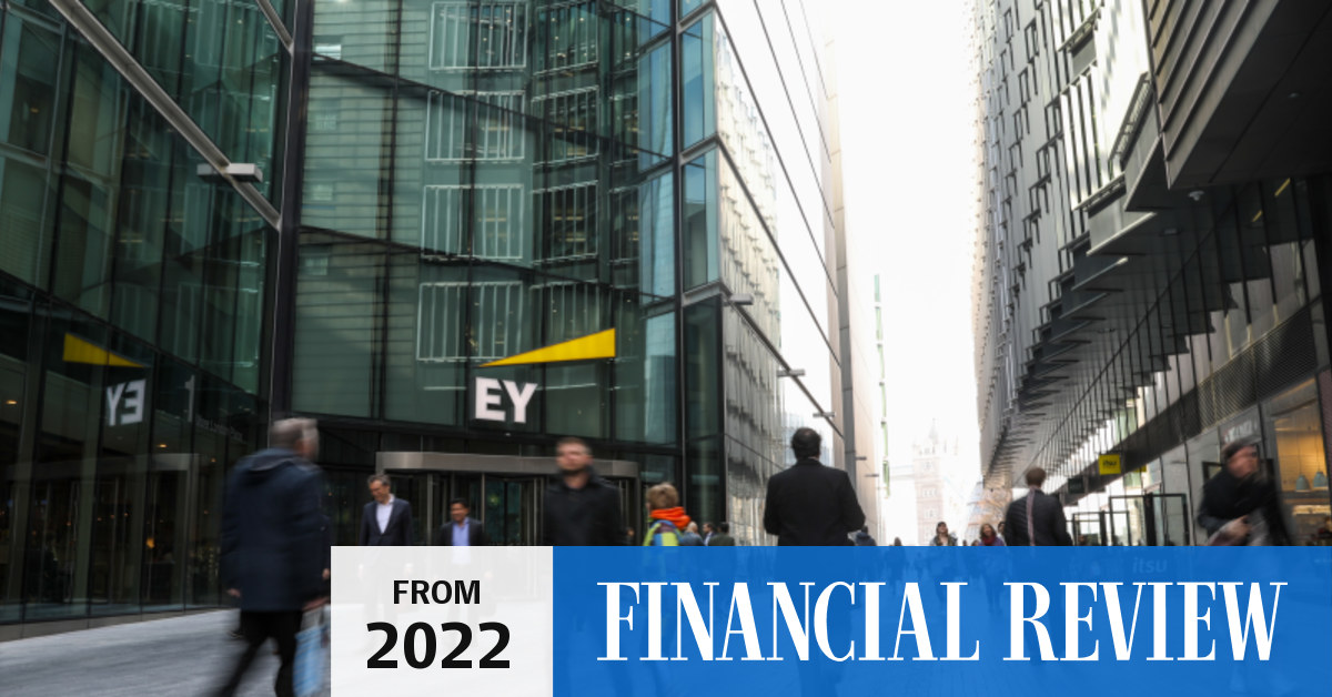 EY discloses tax division pay rates to staff to mixed reviews
