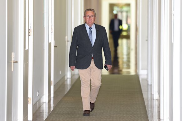 Australia news LIVE: David Littleproud survives Nationals leadership ...