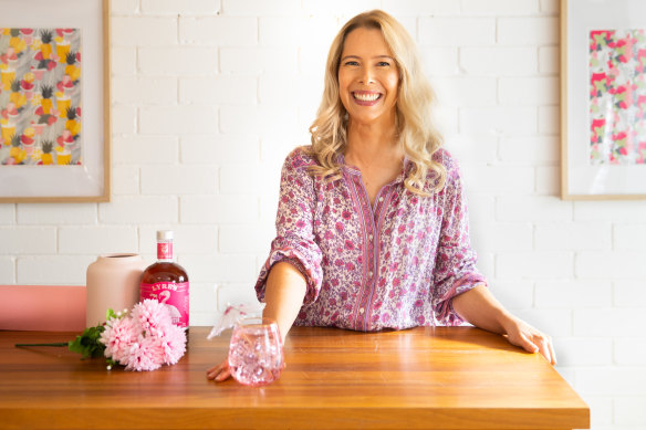 Alcohol during COVID lockdowns: why Australians are quitting booze