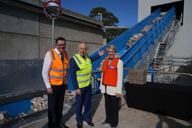 Anthony Pratt’s Visy unveils $42.5m upgrades to Victorian recycling plants
