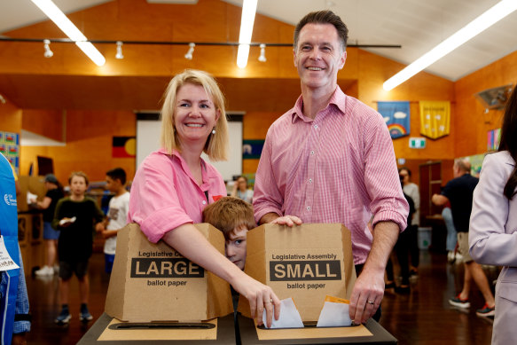 NSW election 2023: Chris Minns backed by son after he wore Dominic ...