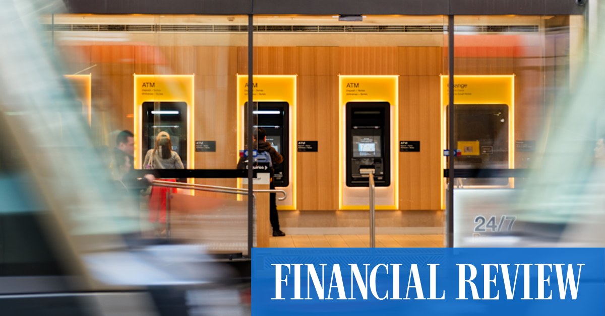 Business banking gains have Commonwealth Bank (CBA ASX) investors ...