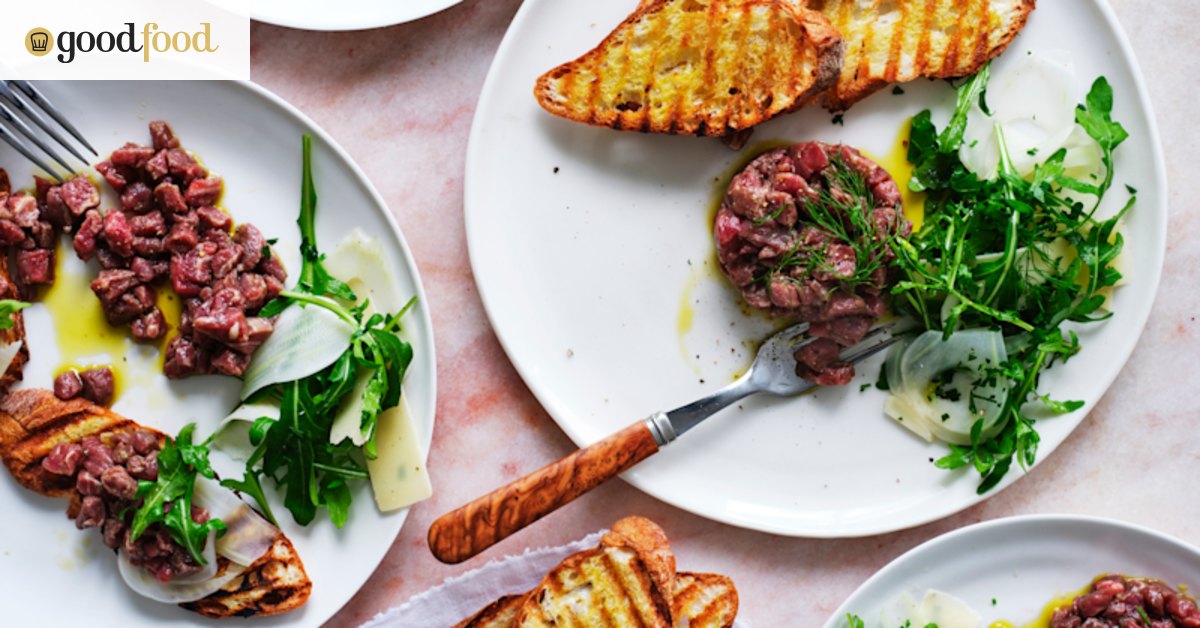 Italian beef tartare recipe: Carne cruda with crostini, fennel, rocket ...