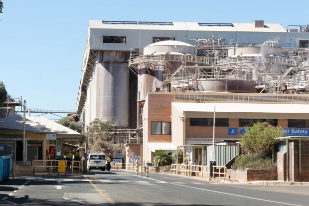 Alcoa Kwinana refinery closure frees up a slither of WA gas supply