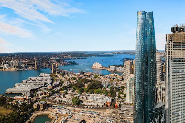 Sydney luxury property: Billionaire Robert Chamberlain buys $28m ...