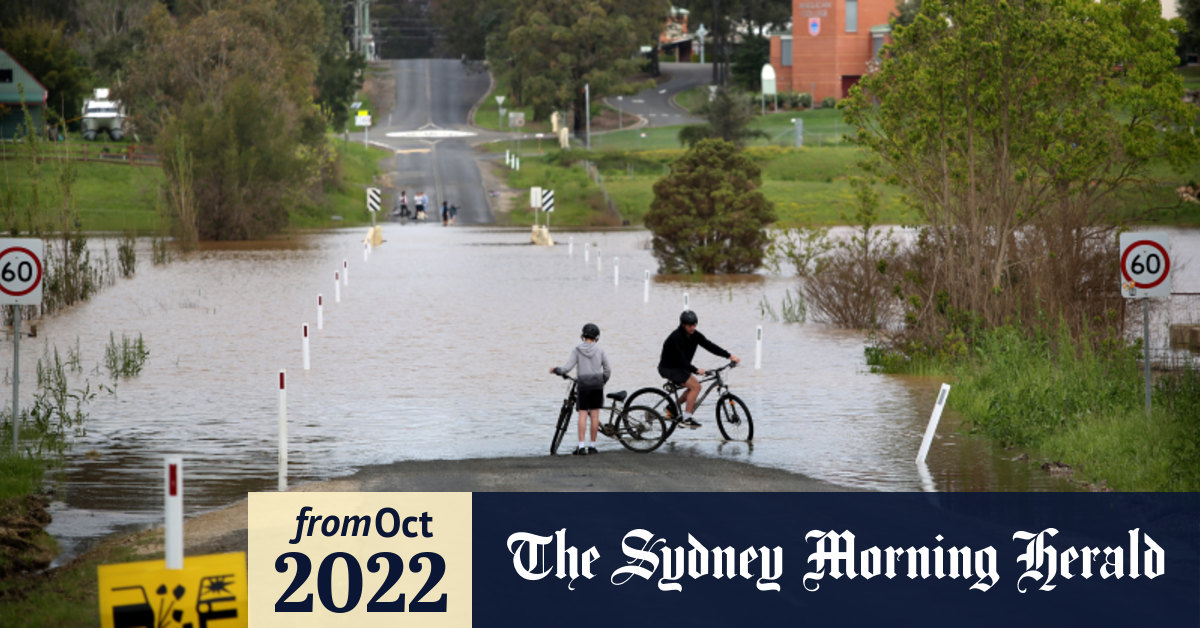 Sydney weather: flood risk remains as more rain set to come for NSW