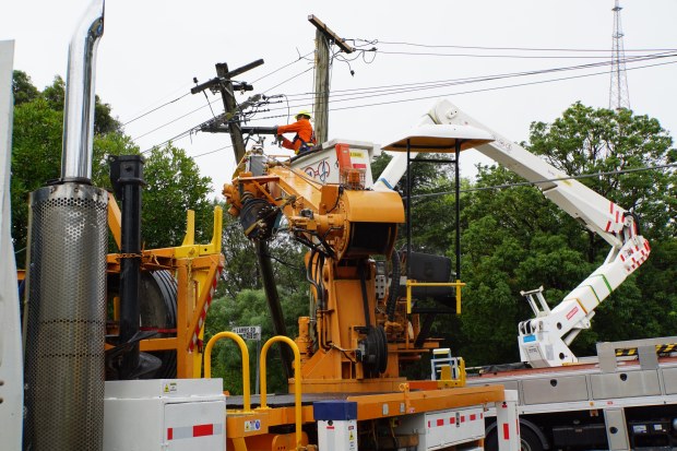 Ausgrid workers escalate stoppages as part of pay dispute