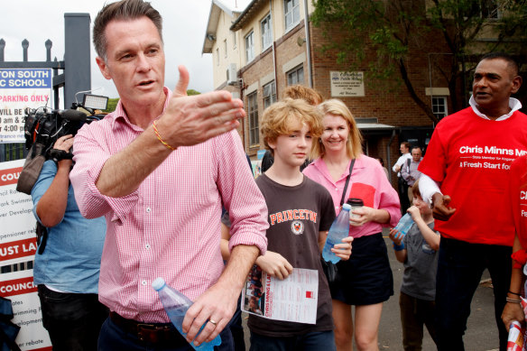 NSW election 2023: Chris Minns backed by son after he wore Dominic ...