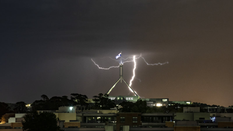 Tuggeranong hyperdome floods as hail hits Canberra