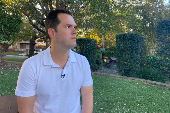 Financial planner Gavin Fineff jailed for nine years for gambling $3.3 ...