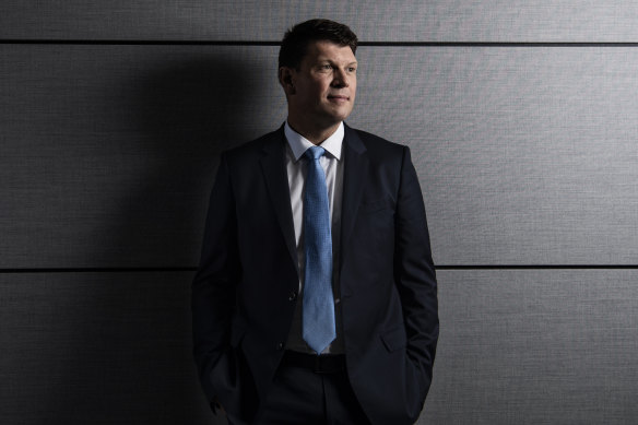 AGL boss Brett Redman walks the tightrope on energy transition