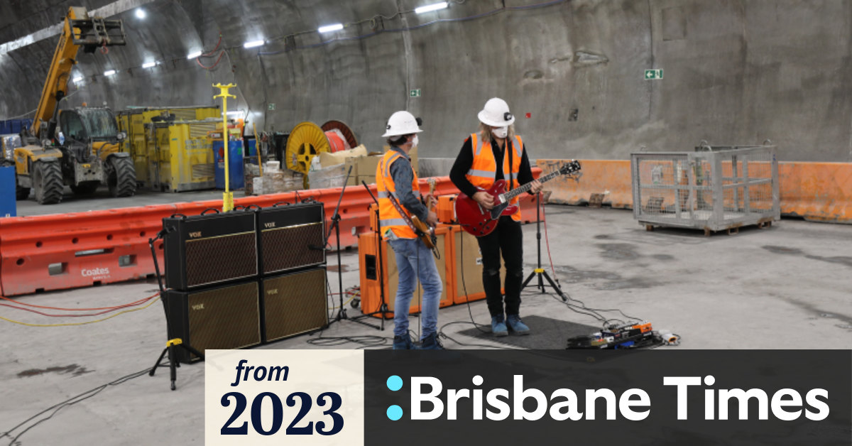 Powderfinger guitarists rock the rails in exclusive underground gig