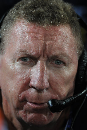 NSWRL stands by Blues football manager Peter Parr despite historical case