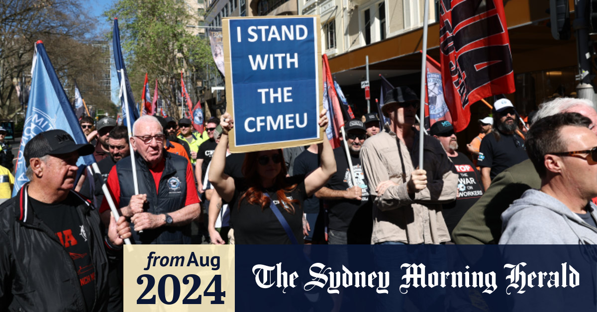 Thousands of union members join CFMEU rally in Sydney