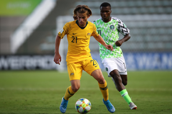 English Premier League: Brighton complete signing of Sydney FC teenager ...