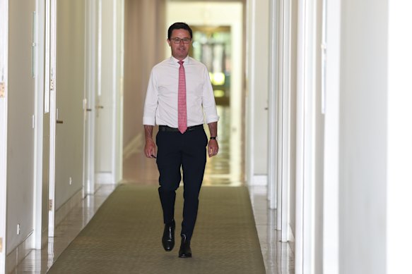 Australia news LIVE: David Littleproud survives Nationals leadership ...