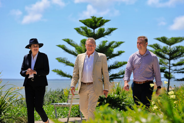 Forrest commits to $1b hydrogen-equipment factory in Gladstone