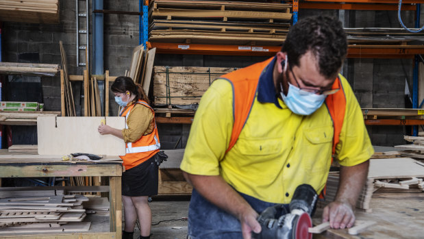 Quick change artists: Stage company pivots from pop up stages to stand ...