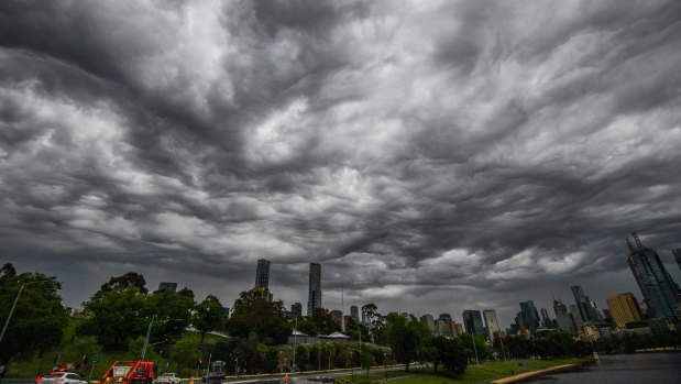 Victoria storm: Low-pressure trough brings hail, storms, damaging winds ...