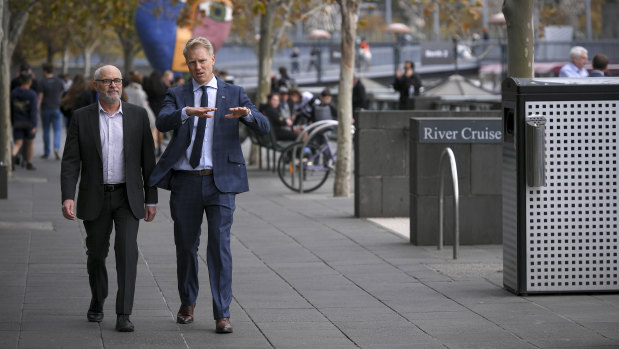 Council plan to ease pedestrian, cyclist crush on Southbank Promenade