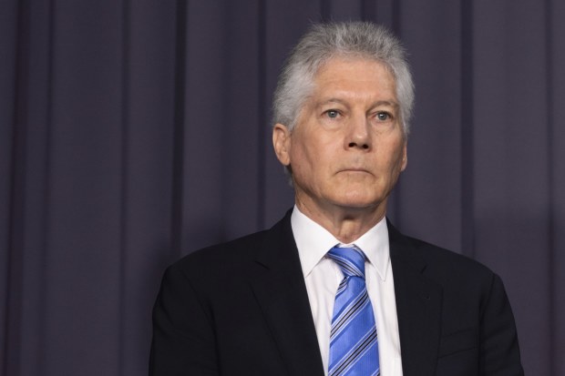 Labor vows fewer postings for ex-pollies, but sends Smith to the UK